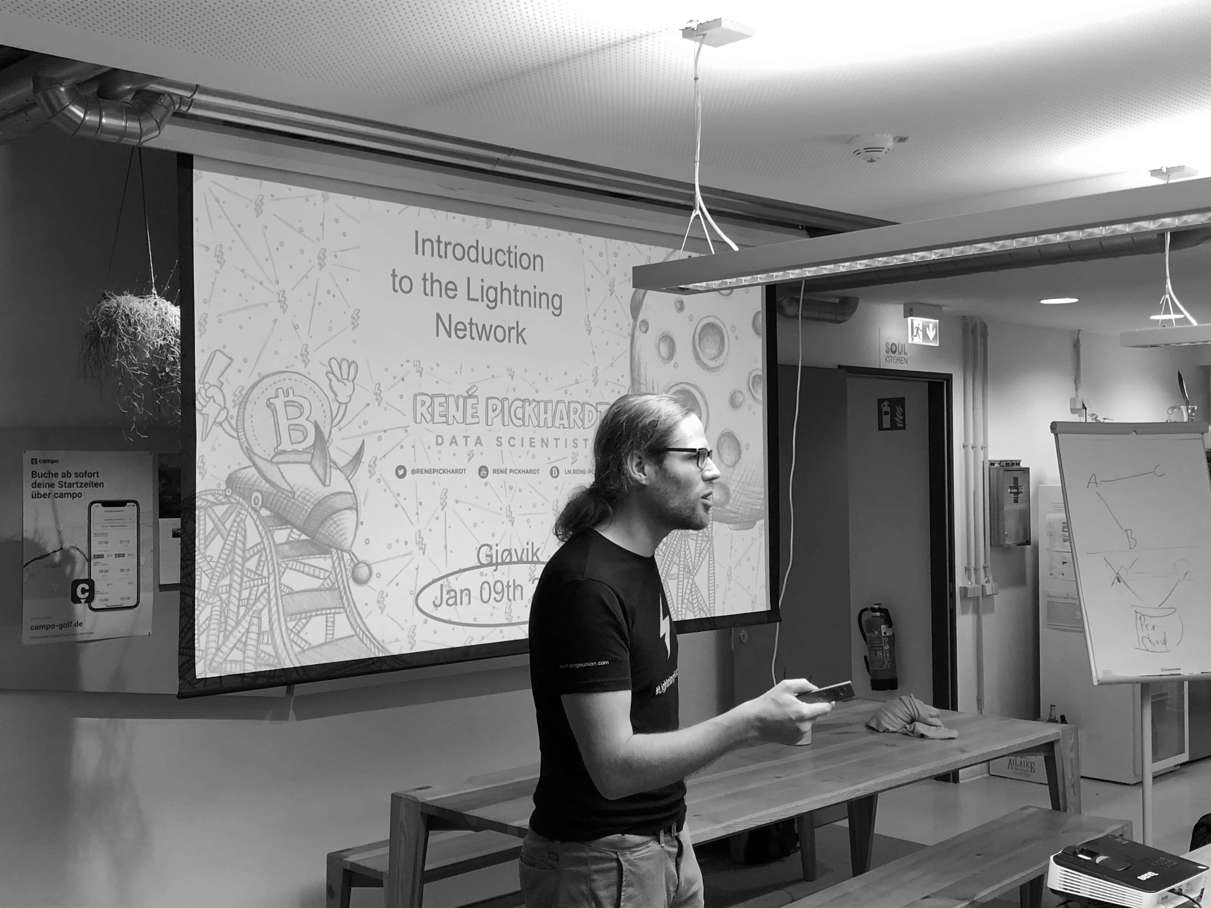 Rückblick Crypto #11 Meetup - Bitcoin Lightning Network Blockchain Rückblick Crypto #11 Meetup - Bitcoin Lightning Network Blockchain